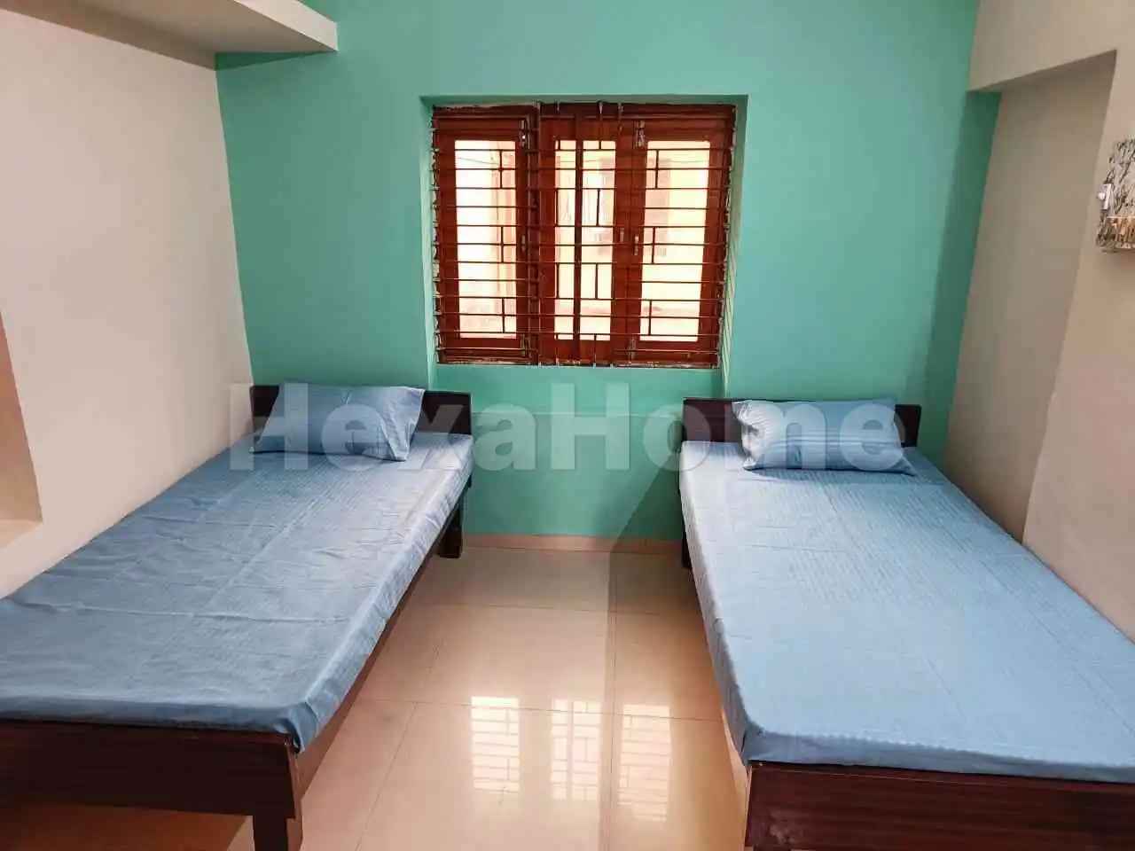 Furnished boys PG at alkapuri vadodara for boys and girls in Sarod ...