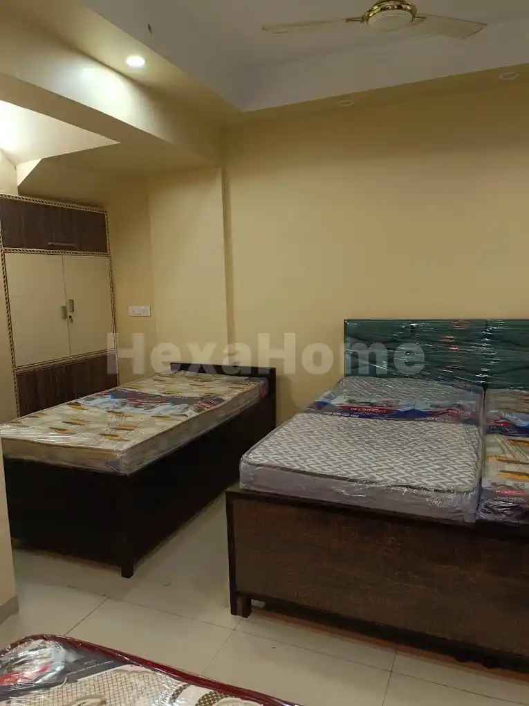 Pg penthouses luxury accommodation for girls in Sector 137, Noida