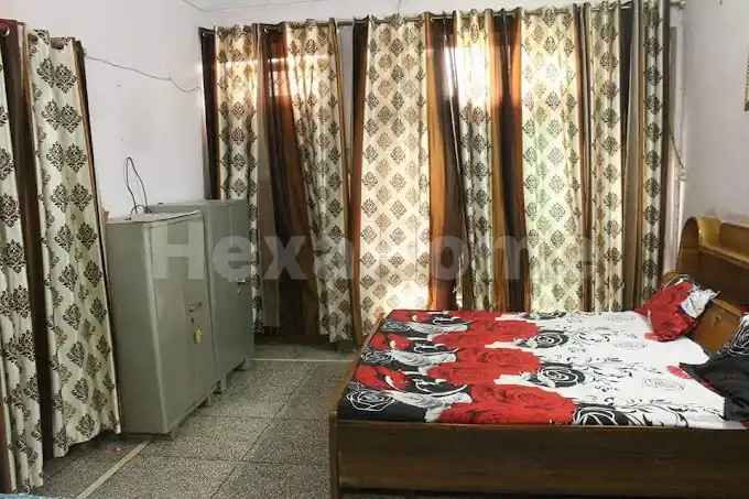 Chavi Comfort PG for girls in New Industrial Area, Nit, Faridabad